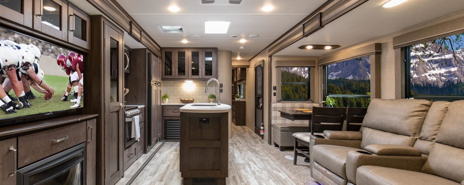 Best Luxury Travel Trailers – Top Guide – RV Expertise