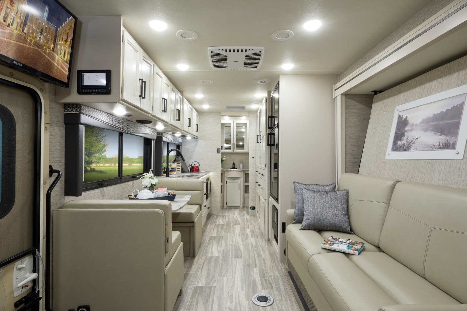 Best Motorhome Brands: Which One Is Right for You? – RV Expertise