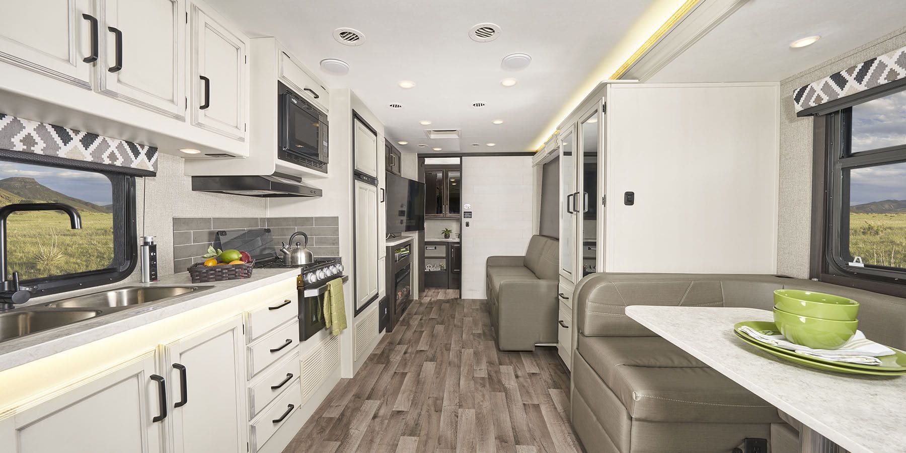 Best Motorhome Brands: Which One Is Right for You? – RV Expertise