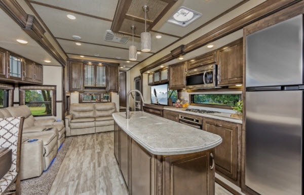 Best Luxury 5th Wheels – RV Expertise