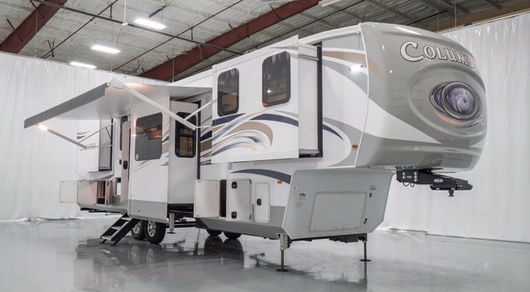 Best Front Kitchen Fifth Wheels – RV Expertise