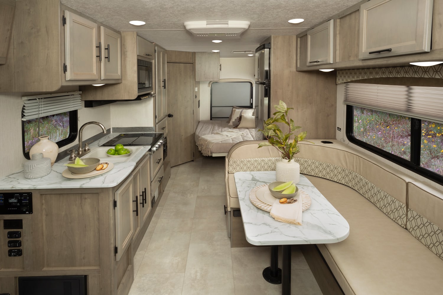 Best Class C Motorhomes – Complete Round-up – RV Expertise