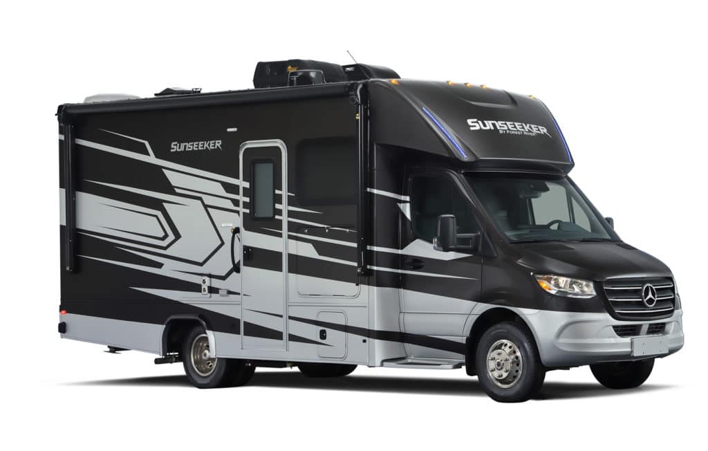 Best Class C Motorhomes – Complete Round-up – RV Expertise