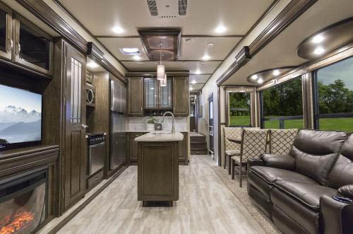Best 5th Wheels For Full-Time Living – RV Expertise