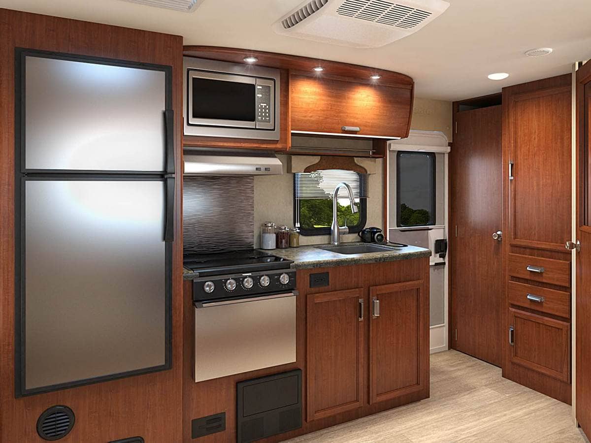 Lance 1685 Travel Trailer Review – RV Expertise