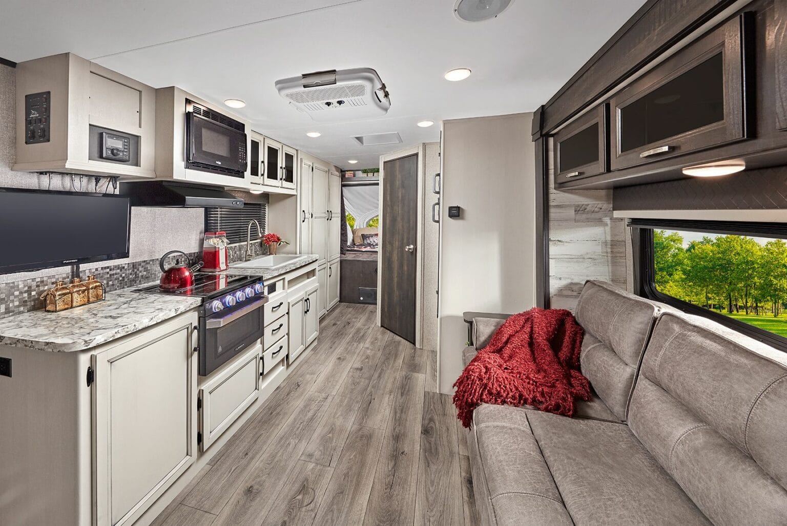 Best Luxury Travel Trailers – Top Guide – RV Expertise